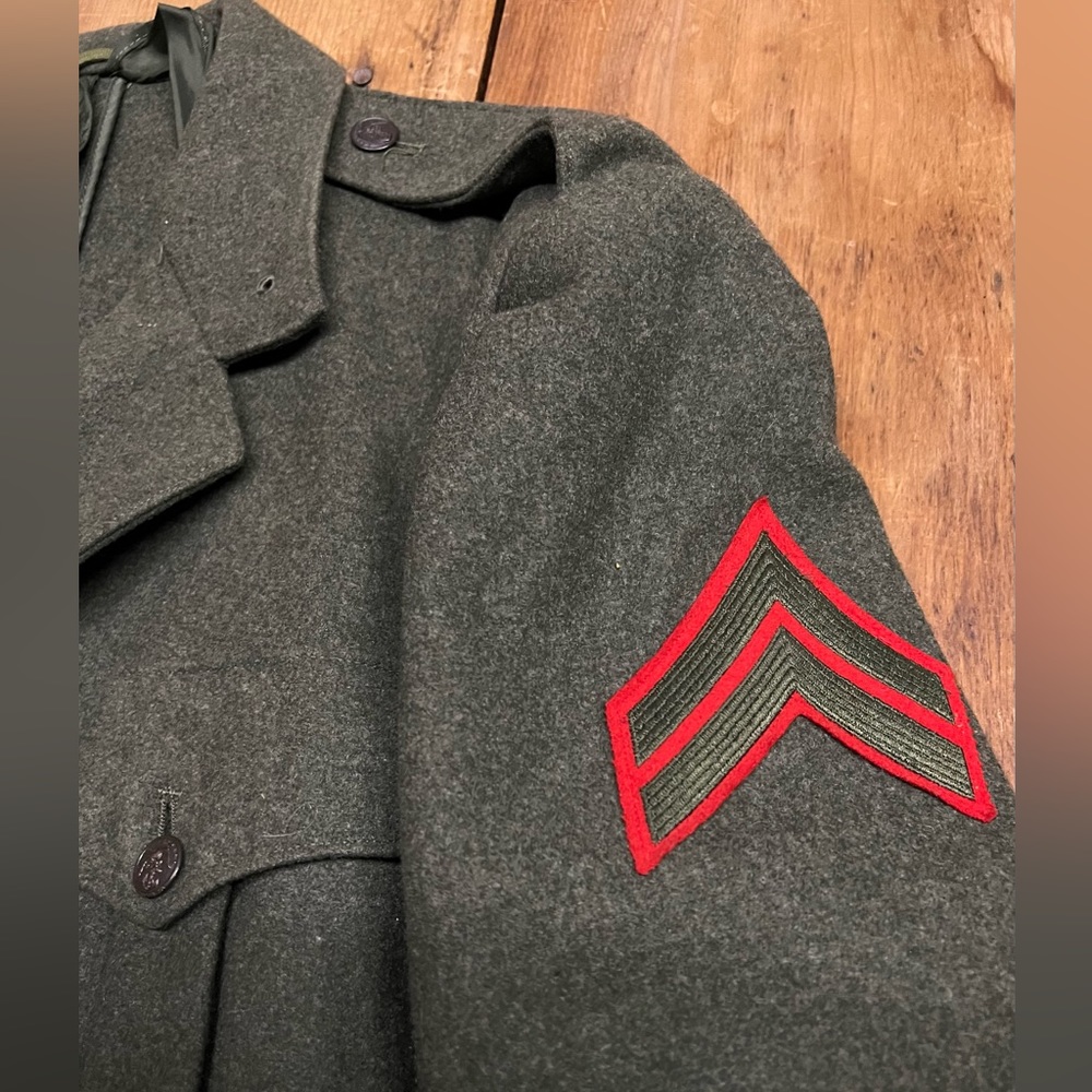 Vintage Vietnam Wool Army Green Military Jacket. - Gem